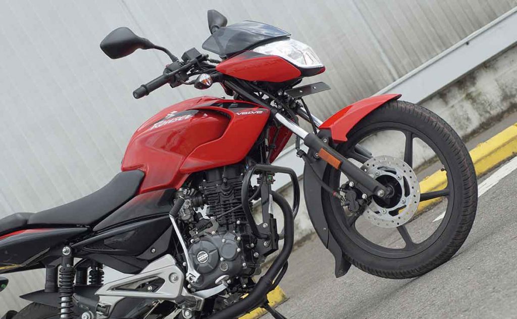 Bajaj Rouser 135LS