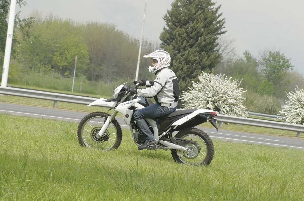 Gilera SMX 250 (2018): Ficha Técnica, Velocidad y Opiniones » La Moto