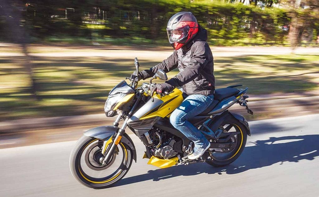 Bajaj Rouser NS200, ¿por qué es una moto invencible?