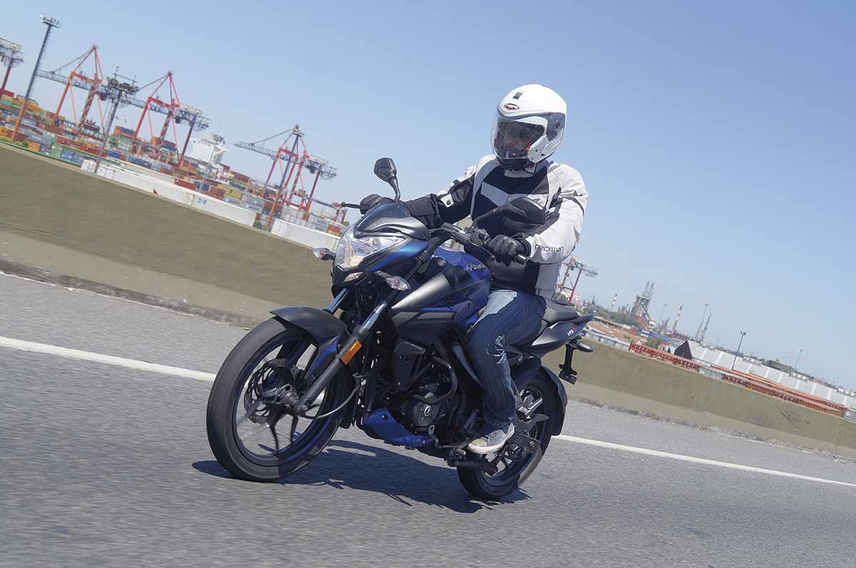 Bajaj Rouser NS 160 Test Ride