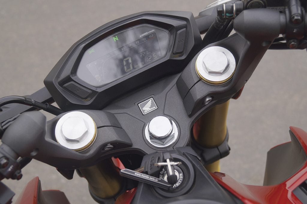 Honda CB190R Test Ride