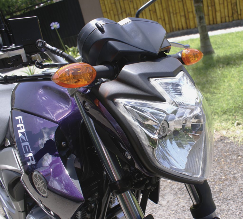 Yamaha YS 250 Fazer » La Moto