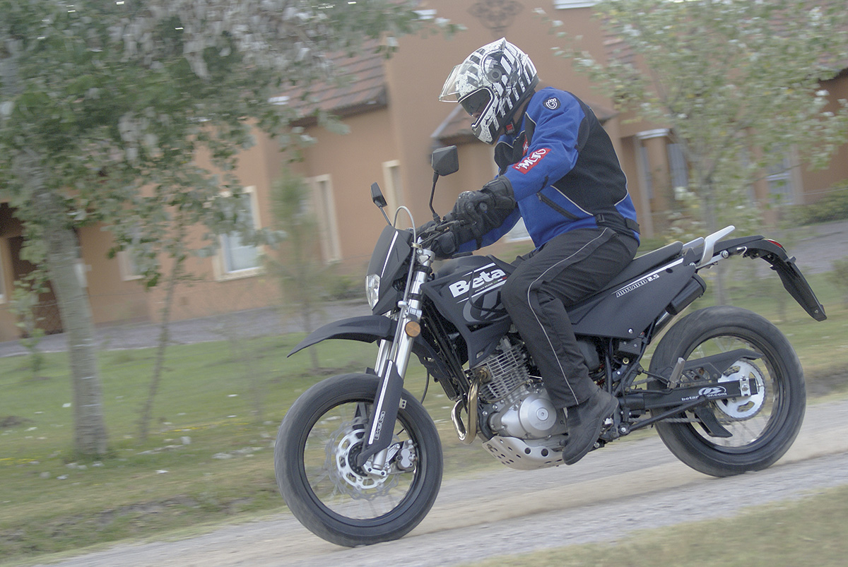 Segunda mano: Beta Motard 2.5