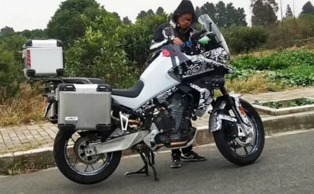 No solo en India. KTM ahora fabricará en China