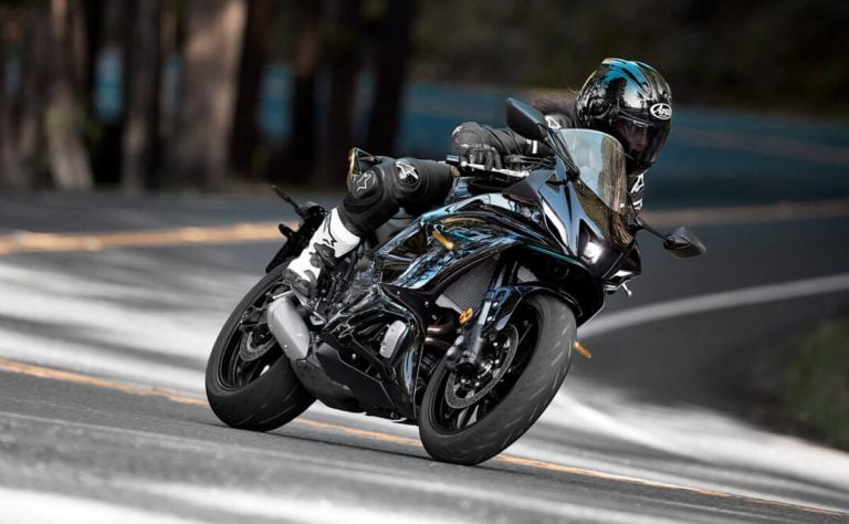 ¡Ya salió la Yamaha R7! Conocé todas sus características
