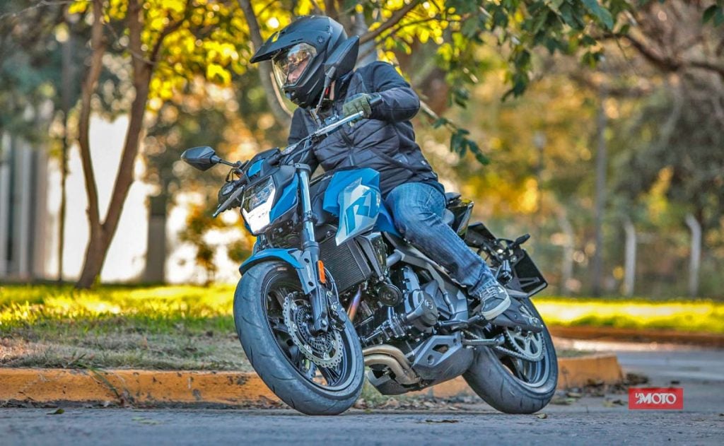Zanella RZ400: así funciona la naked mediana de CFMoto | La Moto