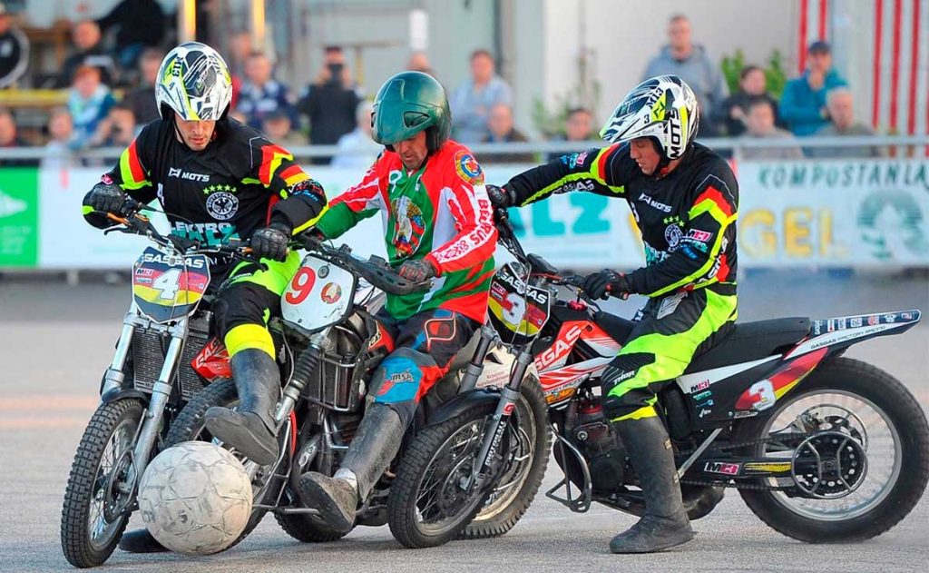 ¿Fútbol con motos? Conocé al Motoball, el deporte que une dos pasiones