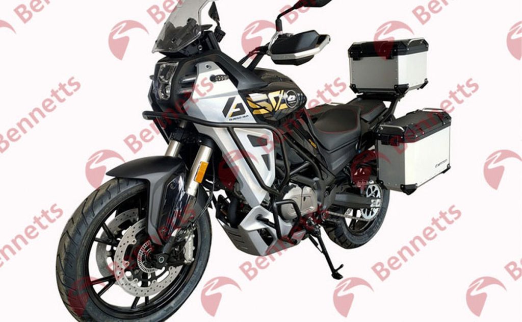 La "hermana" de Benelli lanza otra Adventure: ¿Que tiene en común con Suzuki?