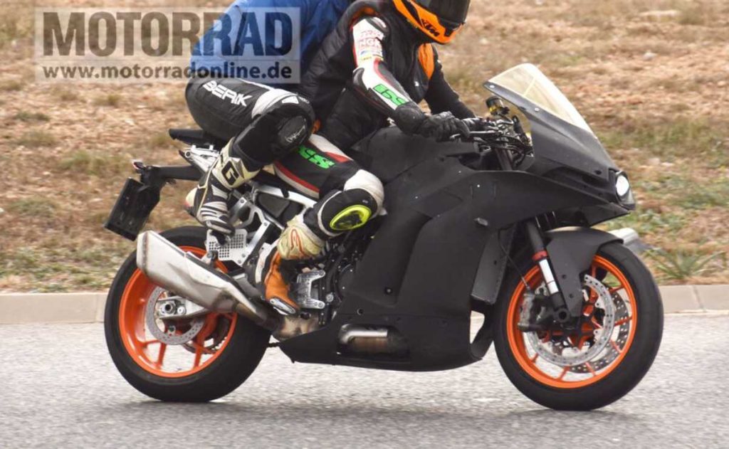 KTM prepara una nueva RC: superdeportiva al máximo