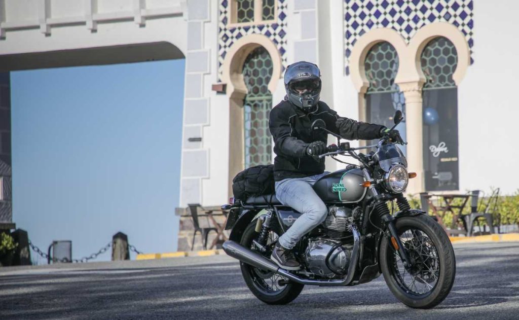 Royal Enfield Interceptor 650: consumo, ergonomía y prestaciones en ruta