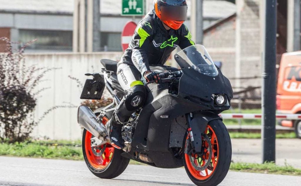 KTM sorprende con su nueva línea 690: No es Austria, tampoco China ...