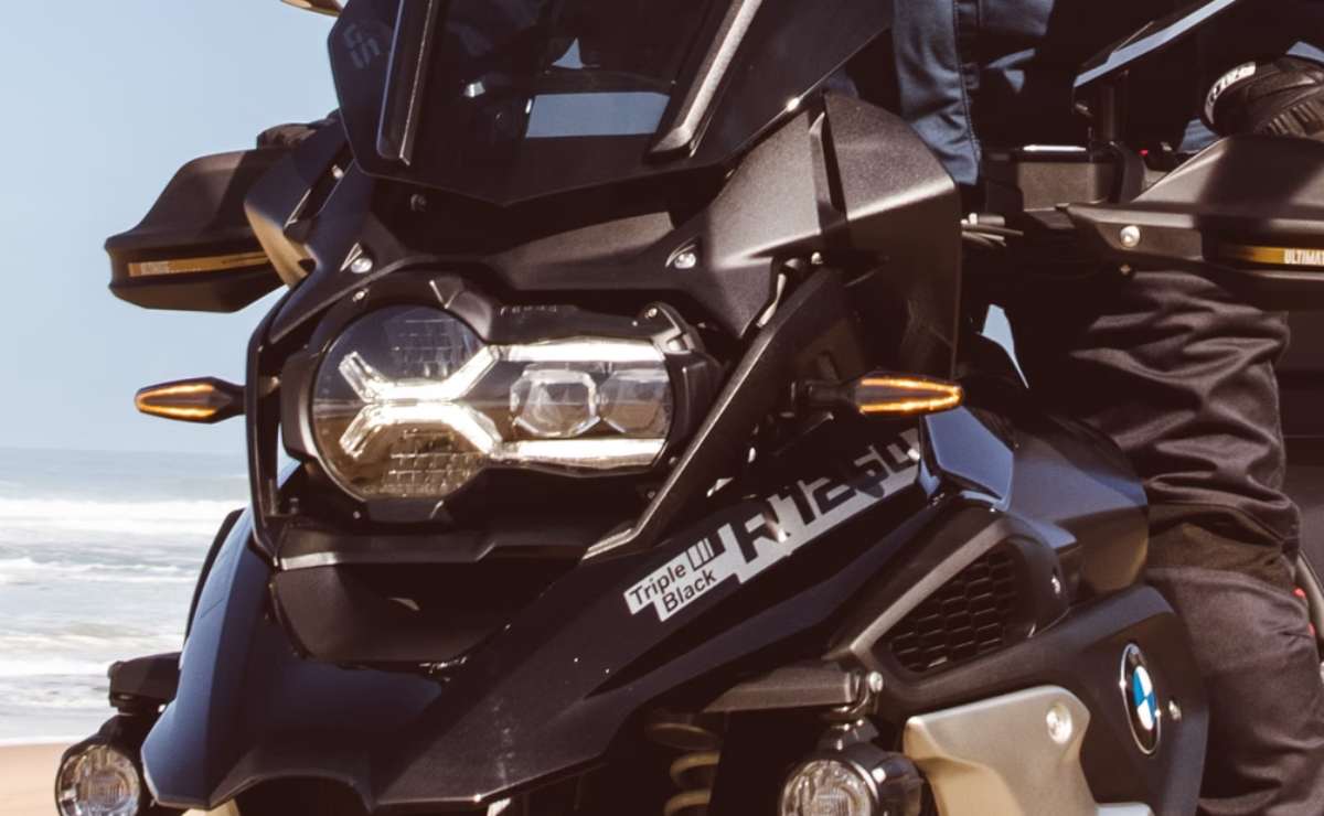 La última BMW R1250GS antes de la 1300: así es la "Ultimate Edition" de ...