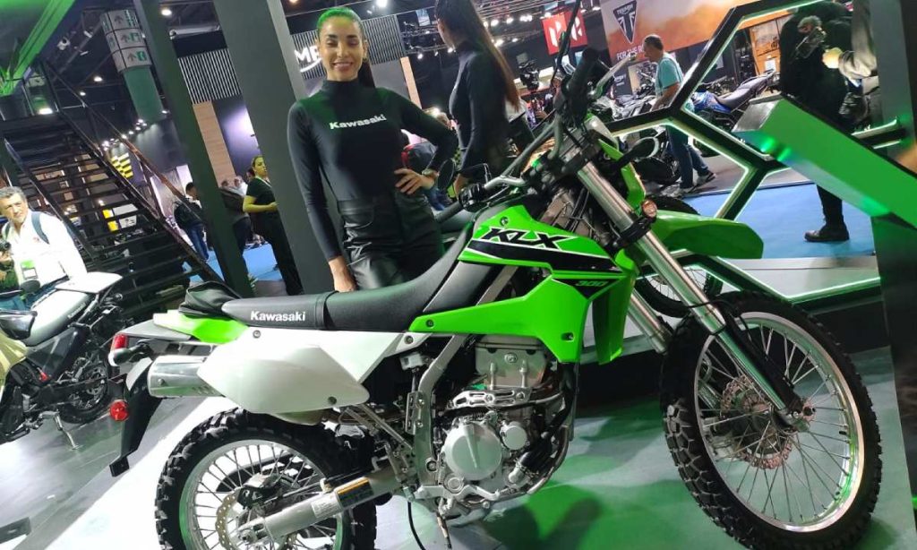 Kawasaki presentó su renovada gama KLX300: todos los detalles