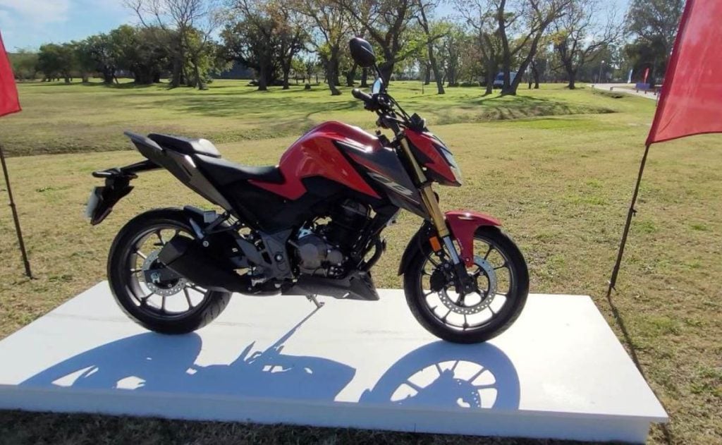 Así es la nueva Honda CB300F, la Twister con nuevo motor y características