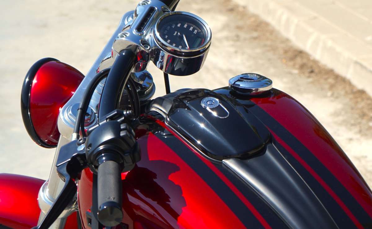 Harley Breakout Candy Red: fotos y detalles de la nueva personalización