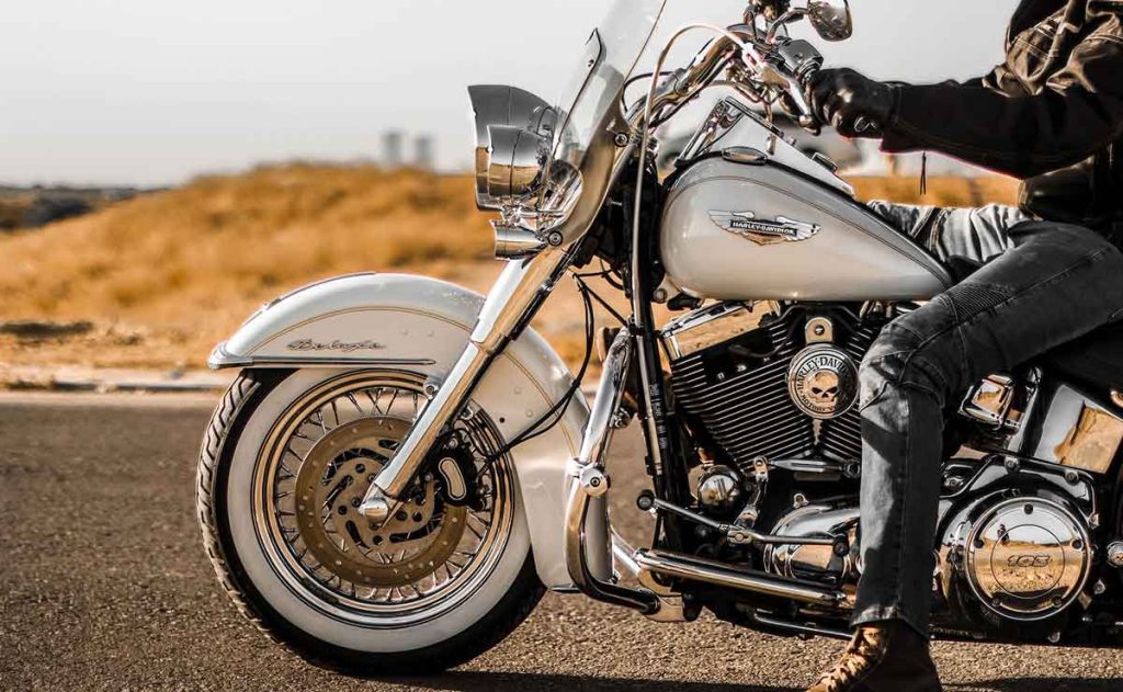 Futbolistas moteros: Cuáles son las motos que conducen Beckham ...