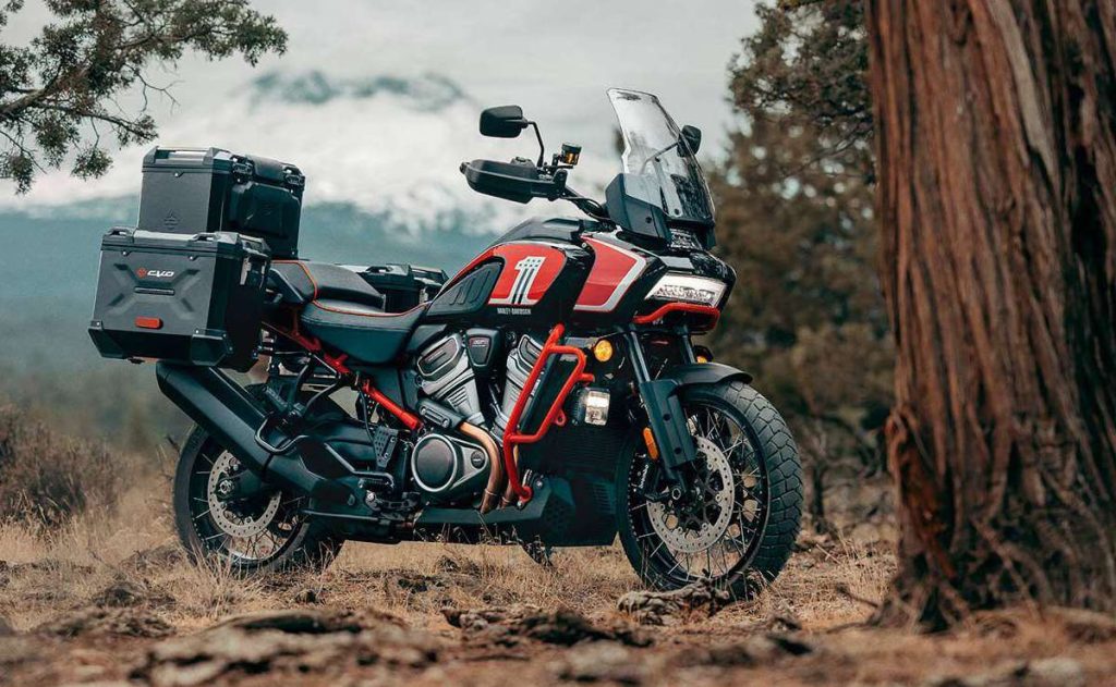 Harley-Davidson CVO Pan America 2024: más equipamiento y nuevo precio