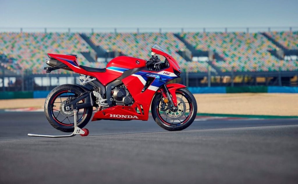 La Honda CBR600RR llega a España con un precio que hace temblar a Kawasaki