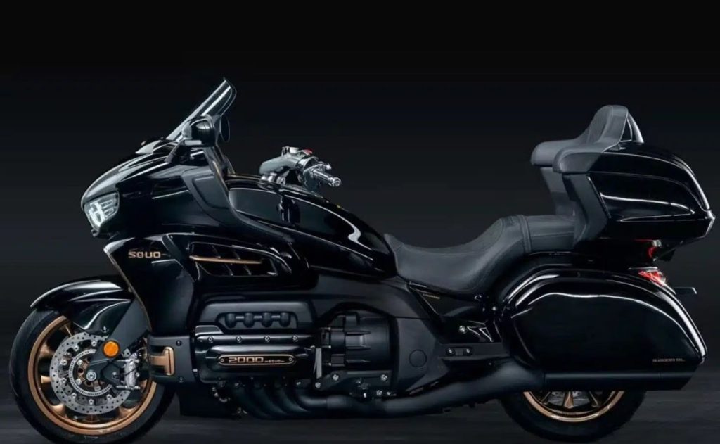 La nueva moto de lujo china que le apunta a la Honda Gold Wing