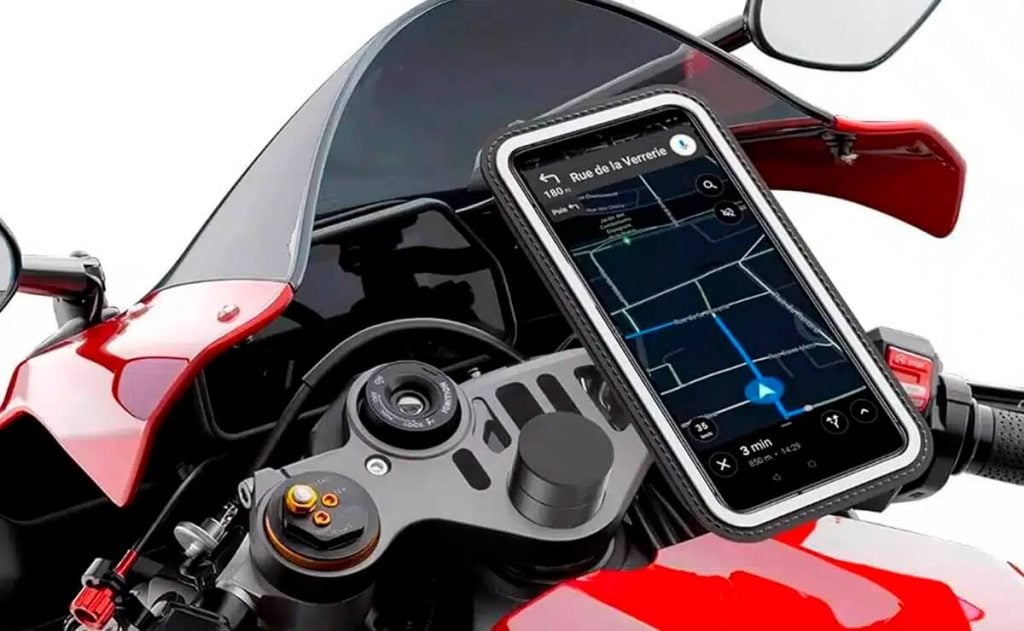 ¿Por qué y cómo llevar un iphone en tu moto ya no será un inconveniente?