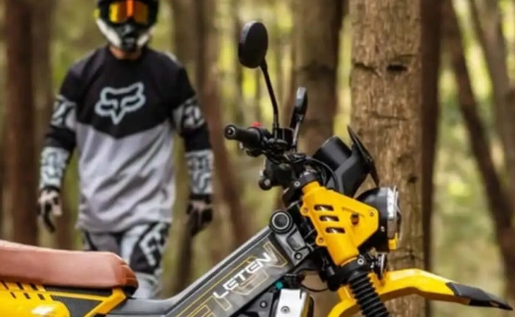 Idéntica a una Honda Cub: así luce esta curiosa moto china