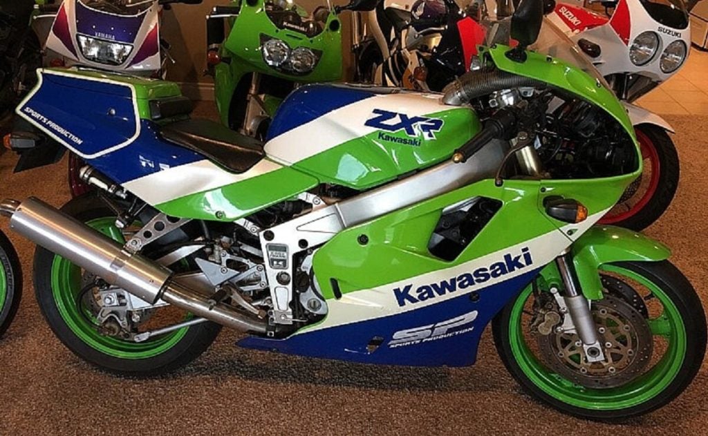El modelo más pequeño de la gama más mítica de Kawasaki: auténtico y ...