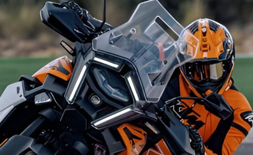 KTM lanza la maxi-trail más potente de toda la historia