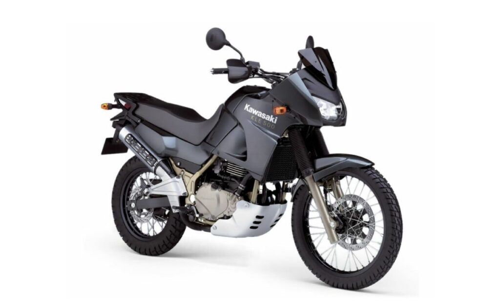 ¿Kawasaki planea revivir esta mítica aventurera de 500cc?