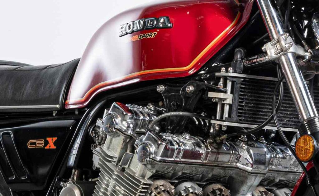 Una legendaria Honda de 6 cilindros se subasta a un precio muy interesante