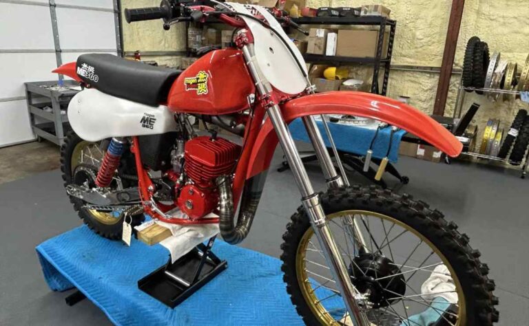 Esta Honda de los '70 es tan única que cuesta más que una CRF 450R 2025