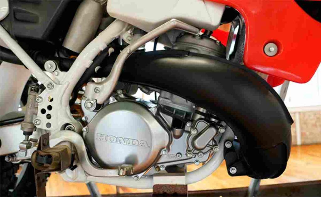 Honda CR500 R con 24 años y sin horas de uso busca dueño: ¿es la ...